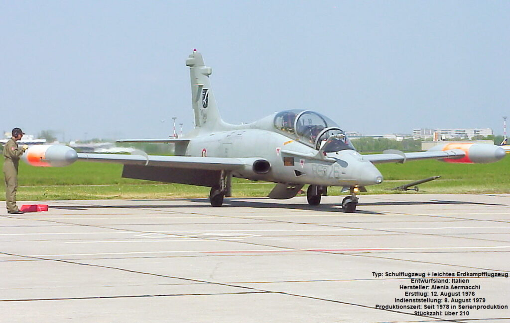 Aermacchi MB-339 - zweisitziger Strahltrainer - Alenia Aermacchi
