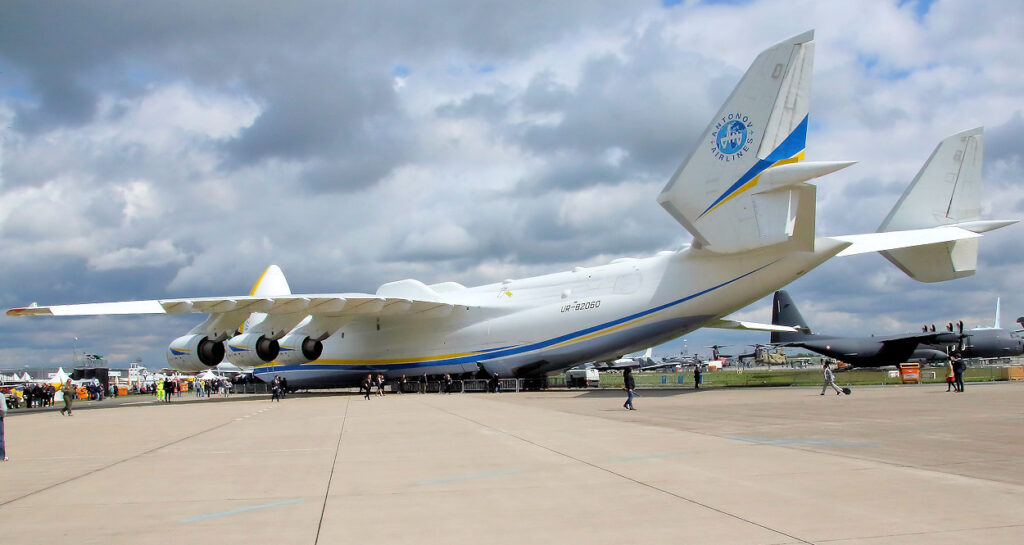 Antonow An-225 Mrija - Das größte Flugzeug der Welt