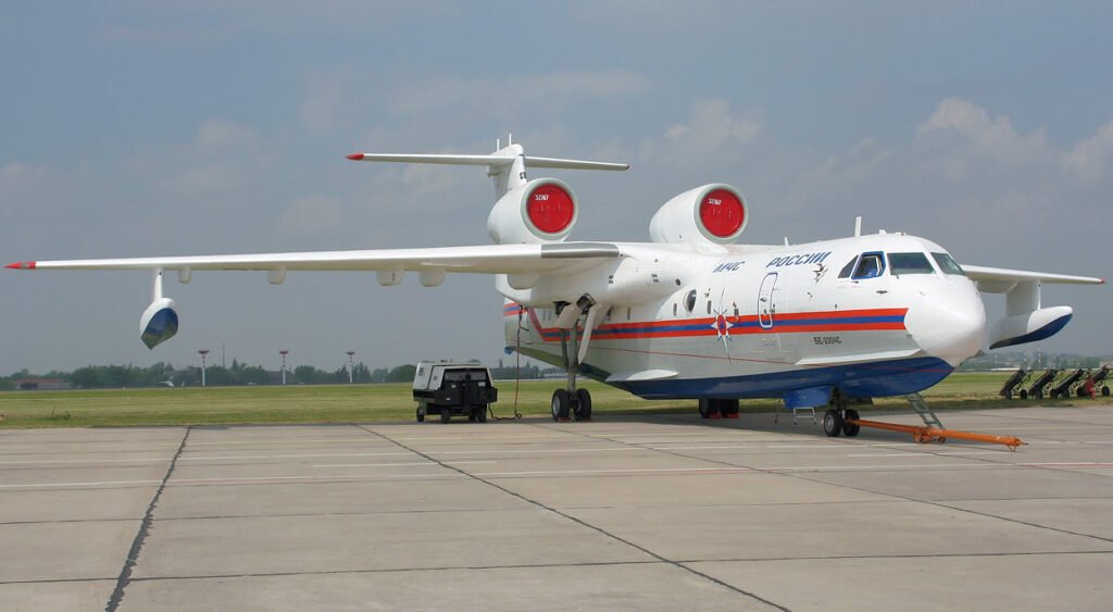 Beriev BE-200 Altair - Amphibienflugzeug zur Brandbekämpfung