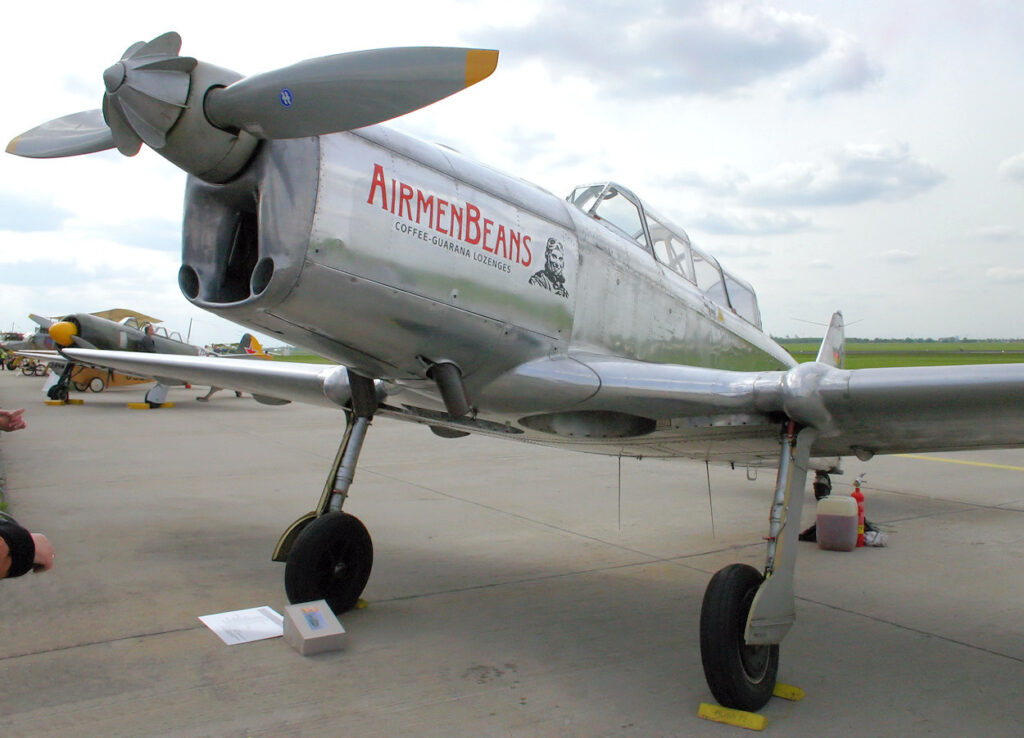 Pilatus P2 - Trainingsflugzeug der Schweiz von 1948