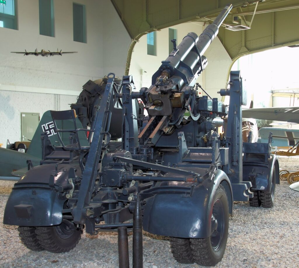 Flugabwehrkanone - 8,8 cm Flak 36/37 - Flakscheinwerfer - Stereoskop