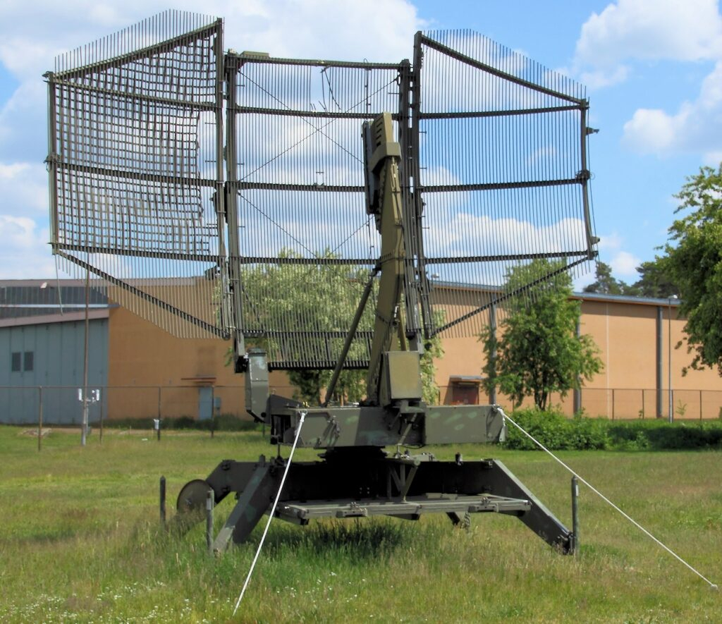 AN/TPS-43 Westinghouse - 3D-Radargerät zur Luftüberwachung