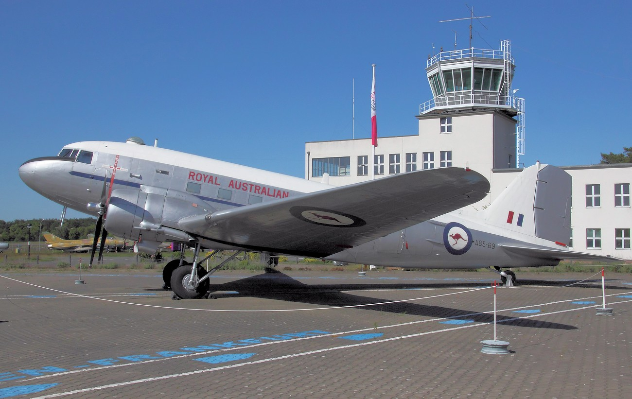 Douglas C-47 - Luftwaffenmuseum - Luftfahrtlexikon