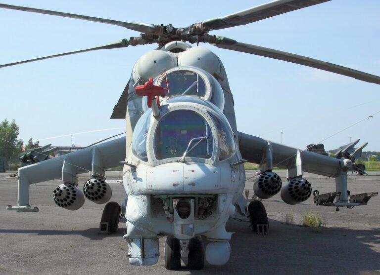 Der Fliegende Panzer Die Legendare Mil Mi 24 Hind D Im Detailfeed