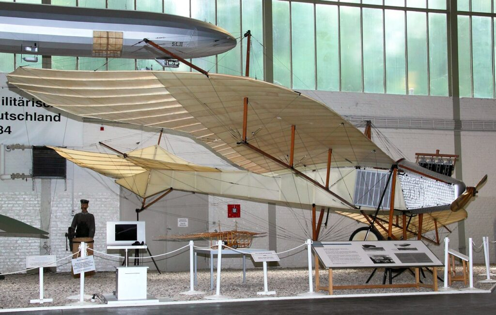 Rumpler Taube - Schul- und Aufklärungsflugzeug von 1910