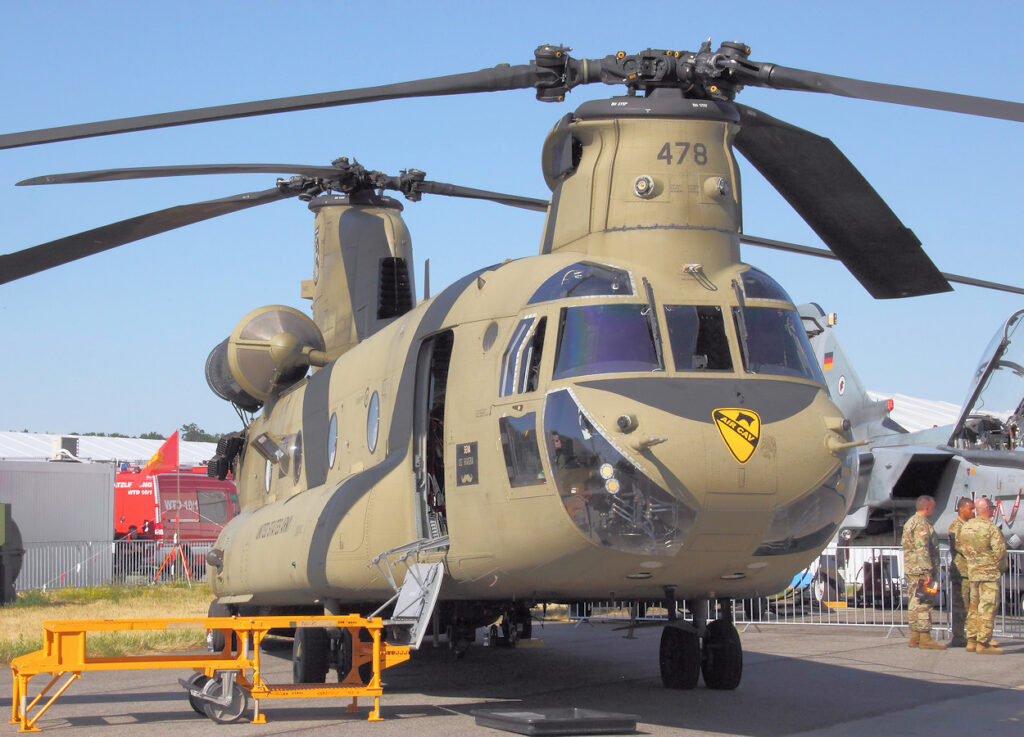 Boeing-Vertol CH-47 Chinook - mit Tandem-Rotoranordnung